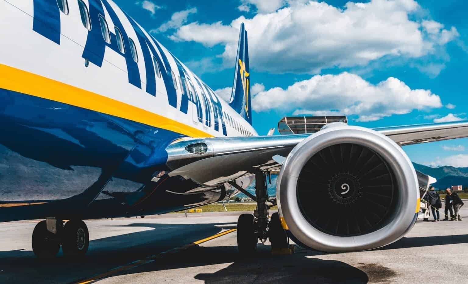 Ryanair Pilot Salary: The Pilot Wage Landscape in 2023 - Pilots Center